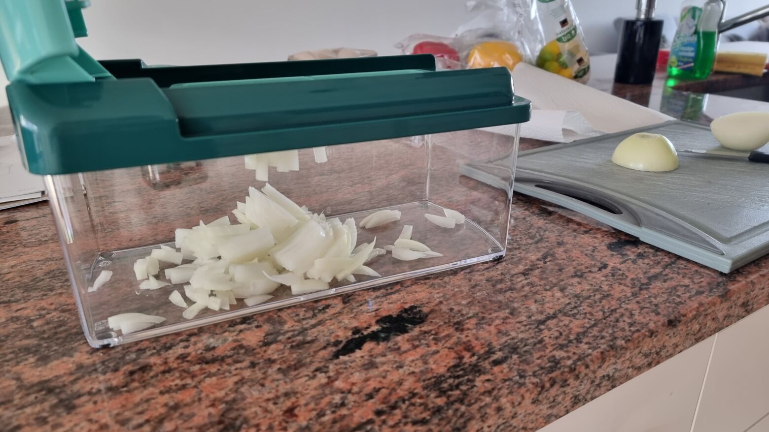 Gemüse im Handumdrehen rüsten mit diesem Küchen-Gadget | Box by Blick